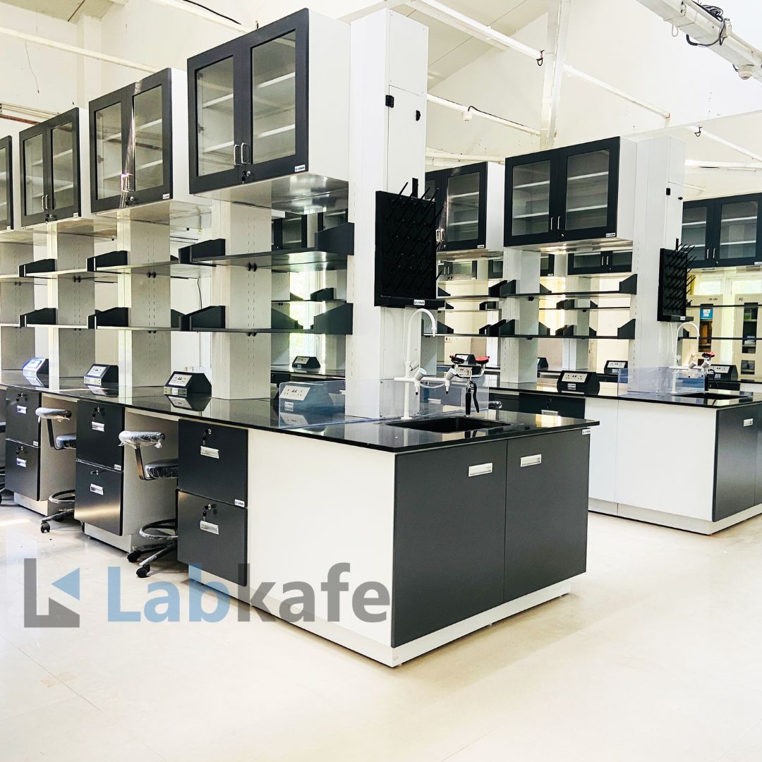 Best Practices to Design an Efficient and Safe School Science Lab ...