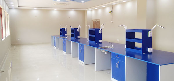 Laboratory Workbench and Their Countertop Materials: An In-depth Study ...